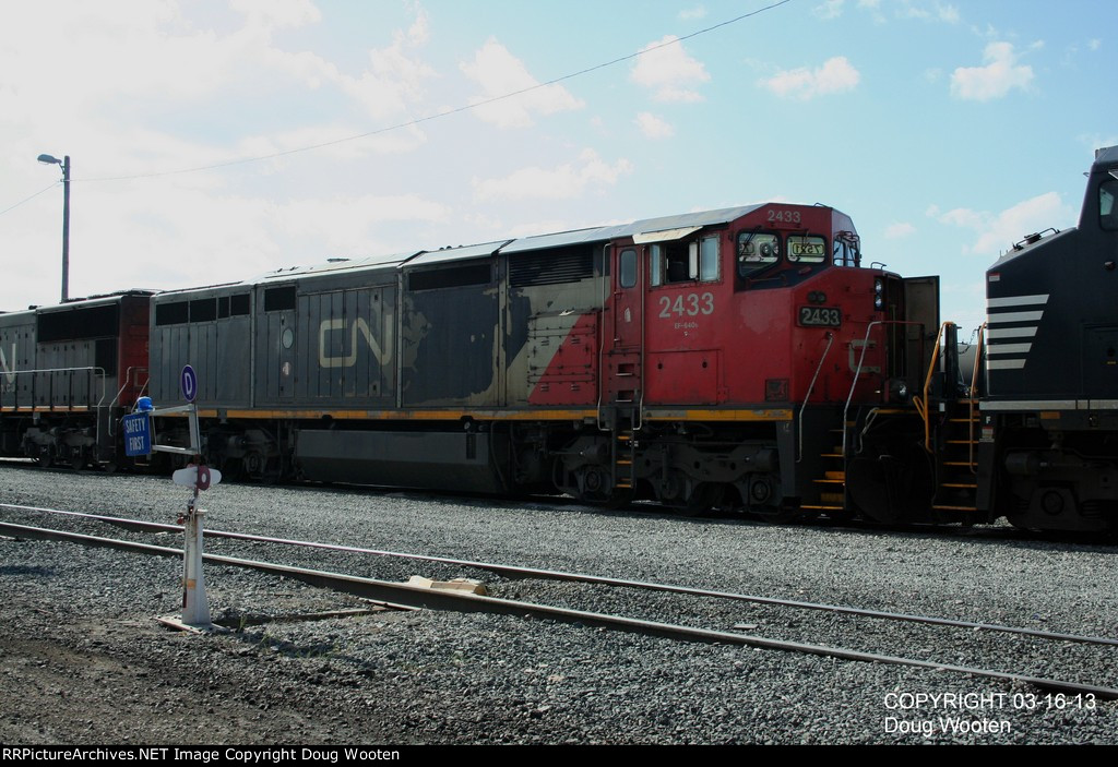 CN 2433